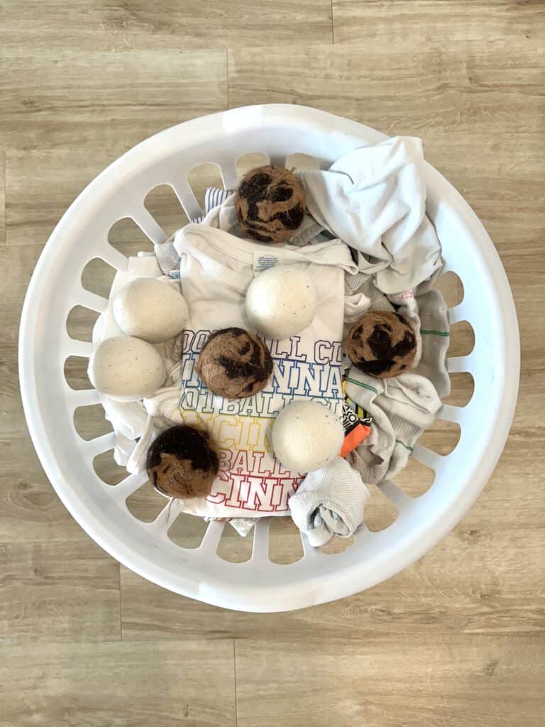 Dryer Sheets Are Toxic. Try These Alternatives Instead.