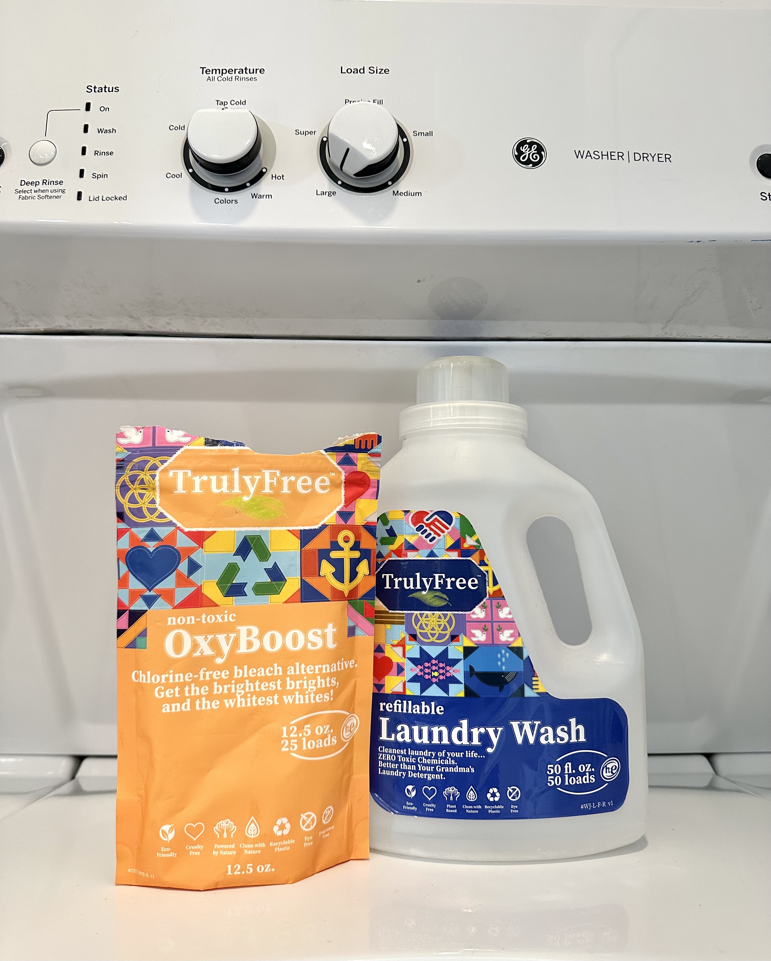 15 Best Natural & Non-Toxic Laundry Detergents (By Category!) - The Filtery