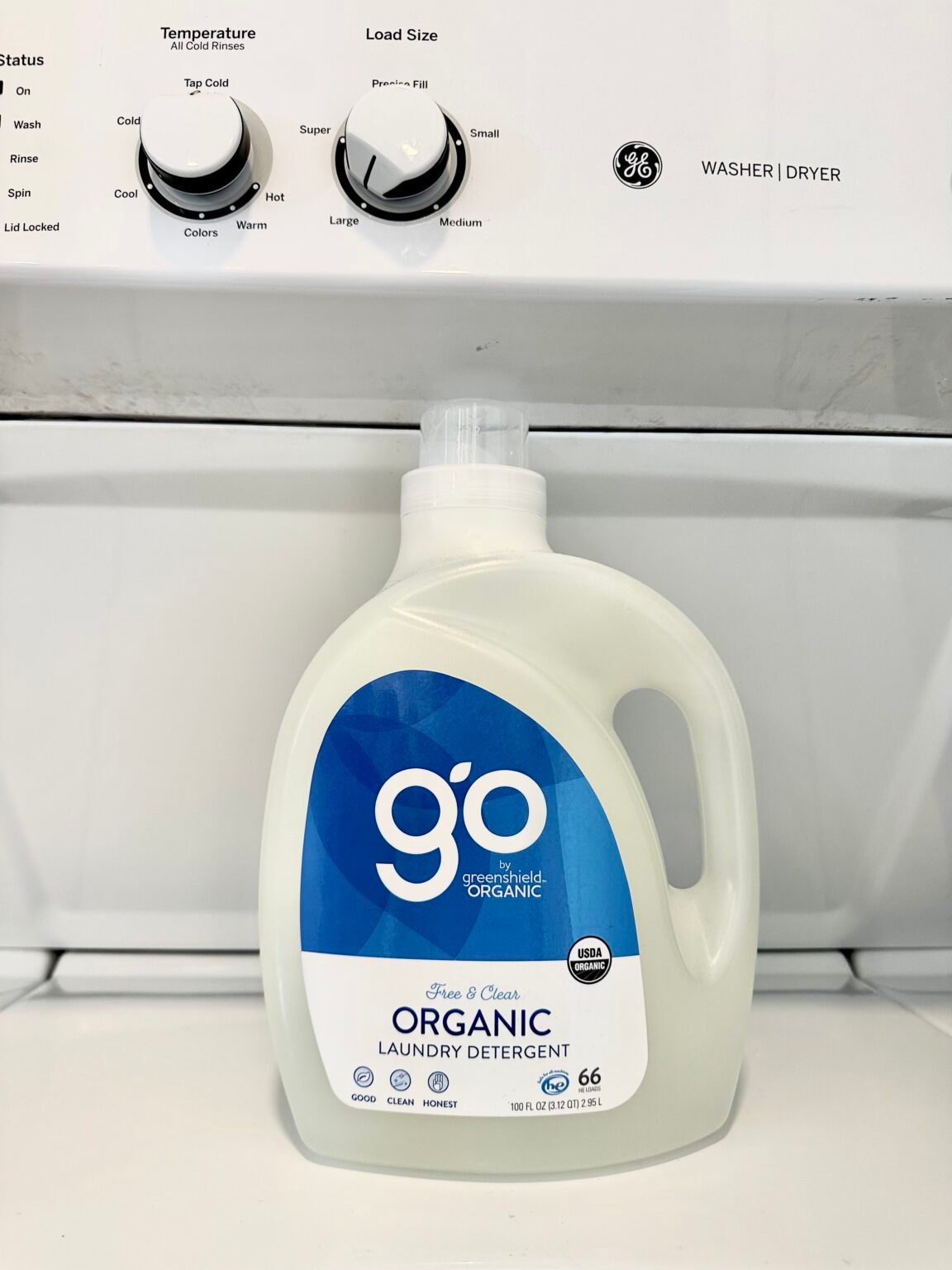 15 Best Natural & Non-Toxic Laundry Detergents (By Category!) - The Filtery