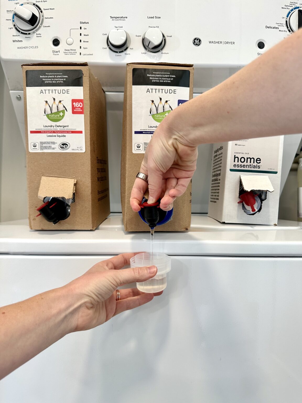 15 Best Natural & Non-Toxic Laundry Detergents (By Category!) - The Filtery