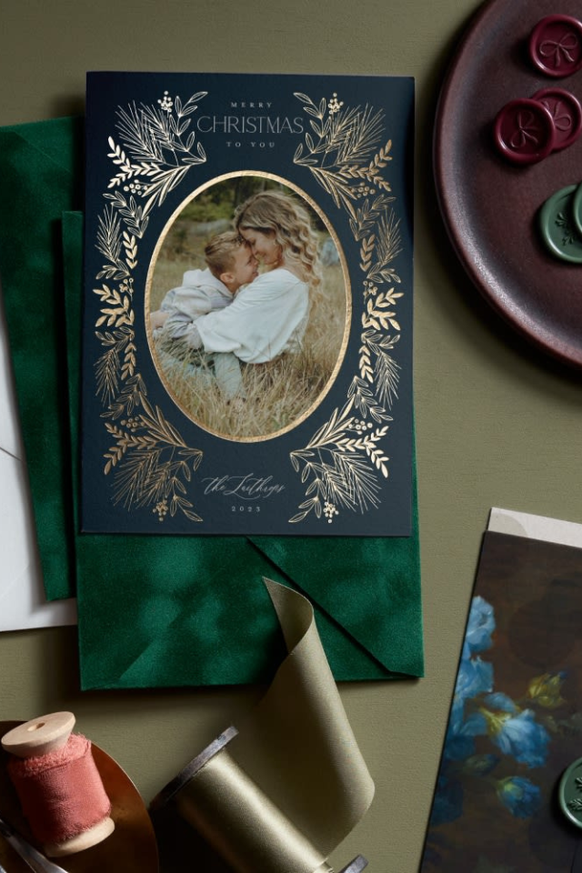 11 Eco-Friendly Holiday Cards You’ll Actually Want to Send