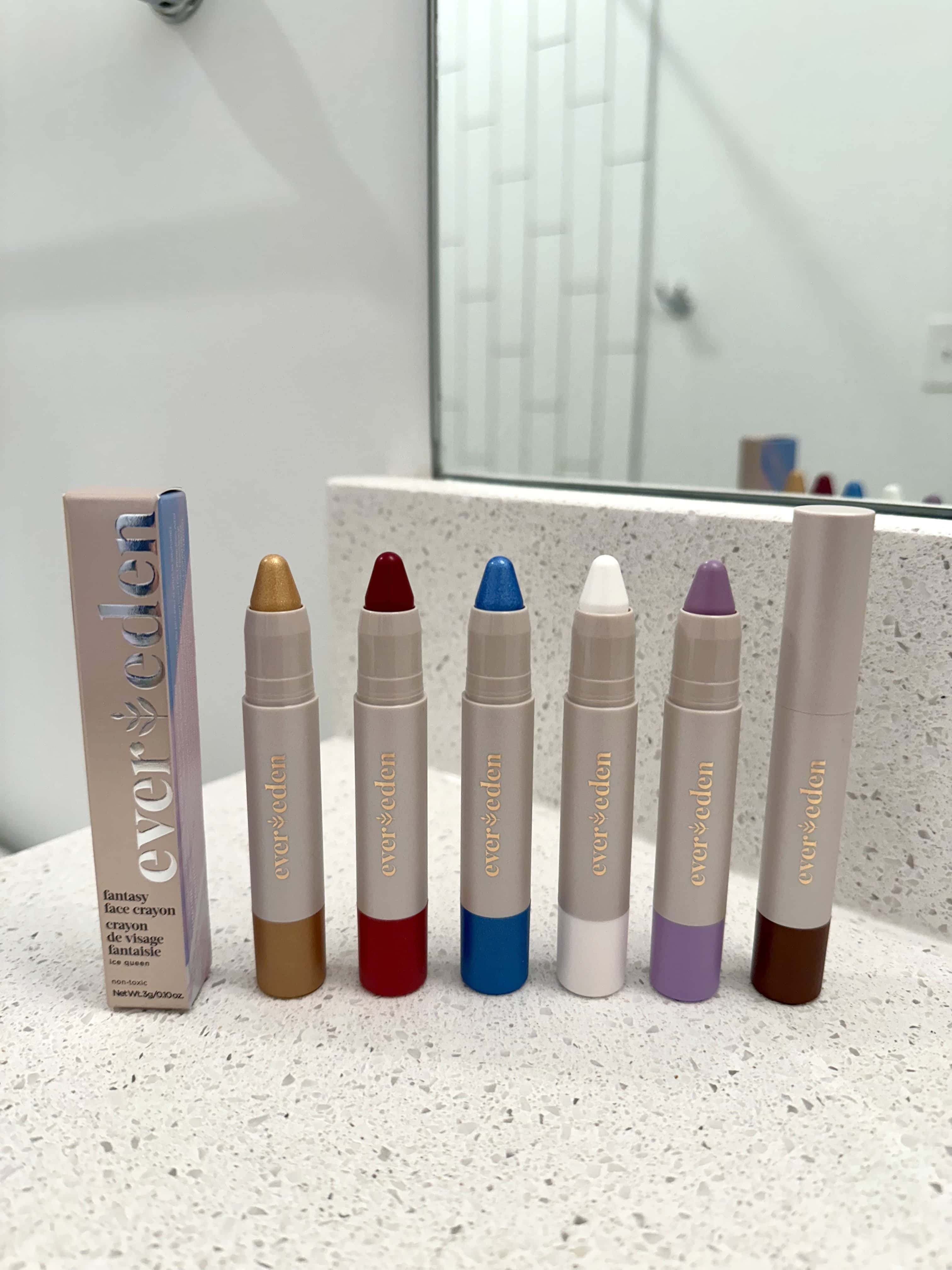 Clean Makeup for Tweens: These 8 Brands Are Safe For Kids, Tweens ...