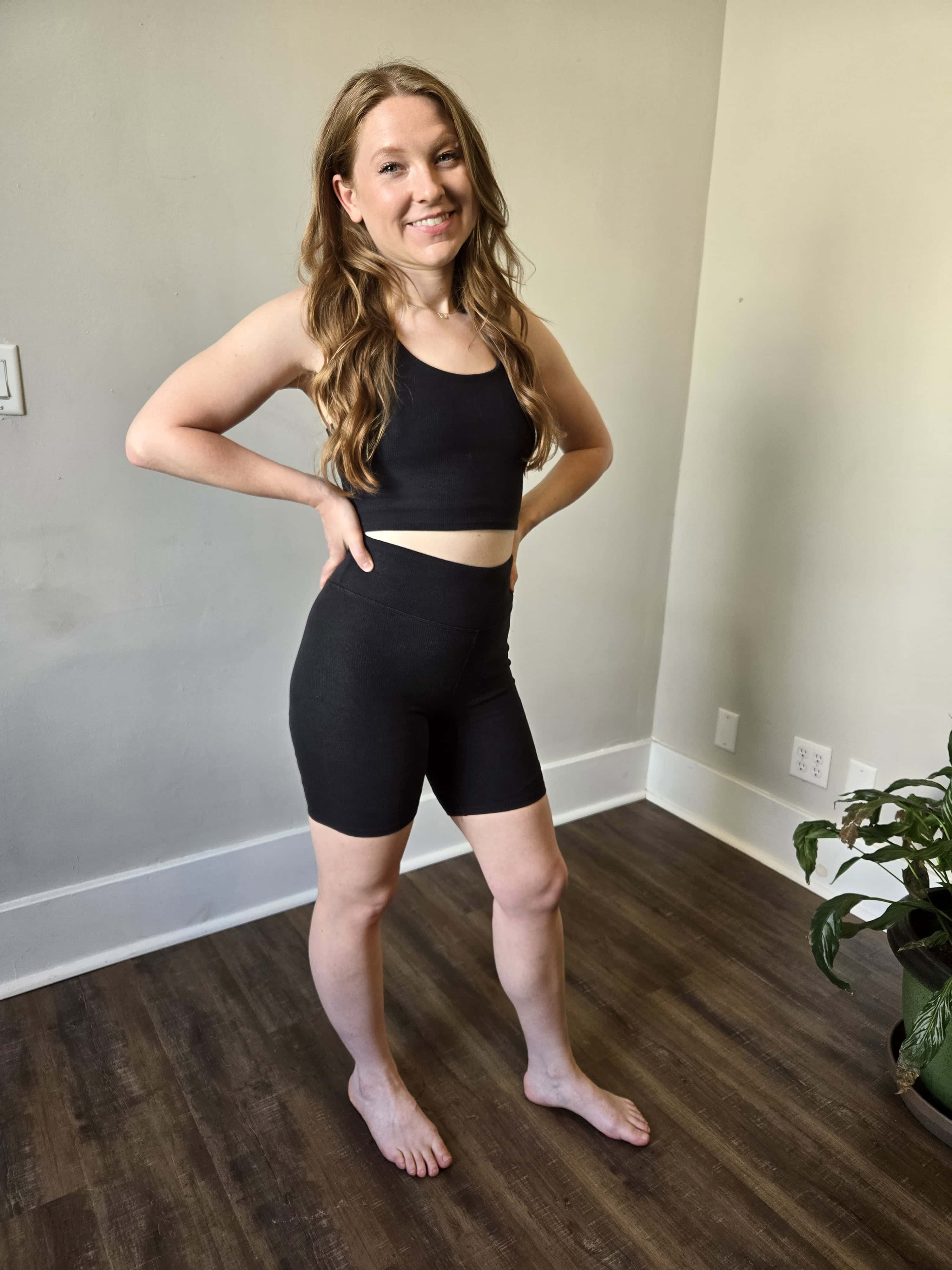 14 Non-Toxic Activewear Brands (Cotton Workout Clothes?!)