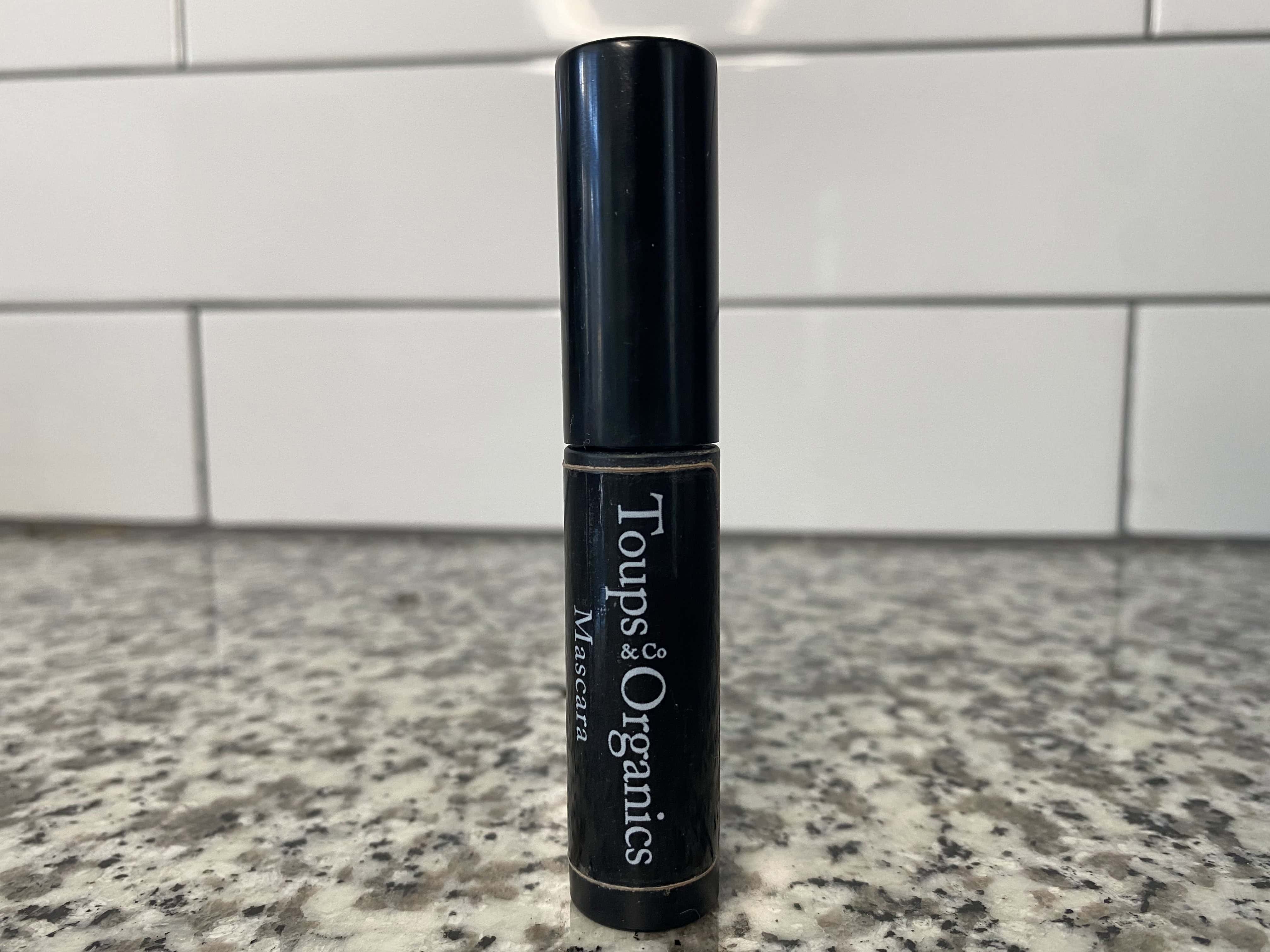 I Tried 13 Non-Toxic Mascara Brands. The Best (& the Flops).