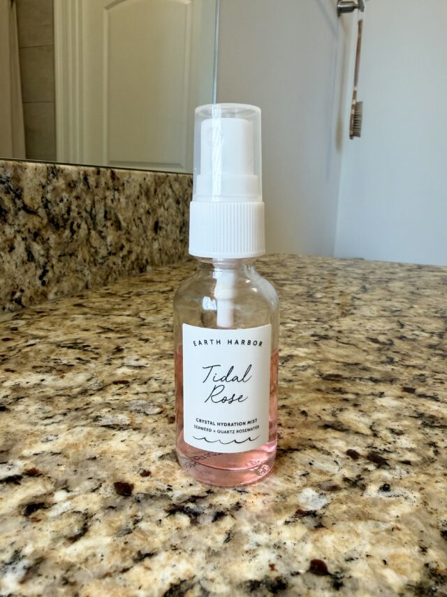 My Honest Earth Harbor Skincare Review (Pros & Cons) - The Filtery